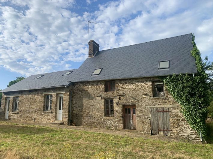 Detached Country House with Outbuilding