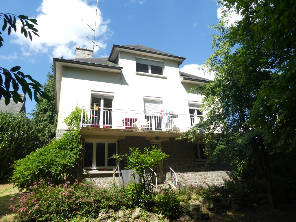 SLD02492 - Sold By Cle France